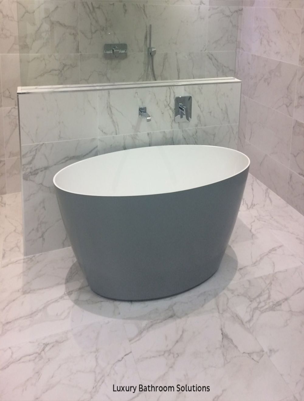 YORK - Luxury Designer Freestanding AdCast Bath